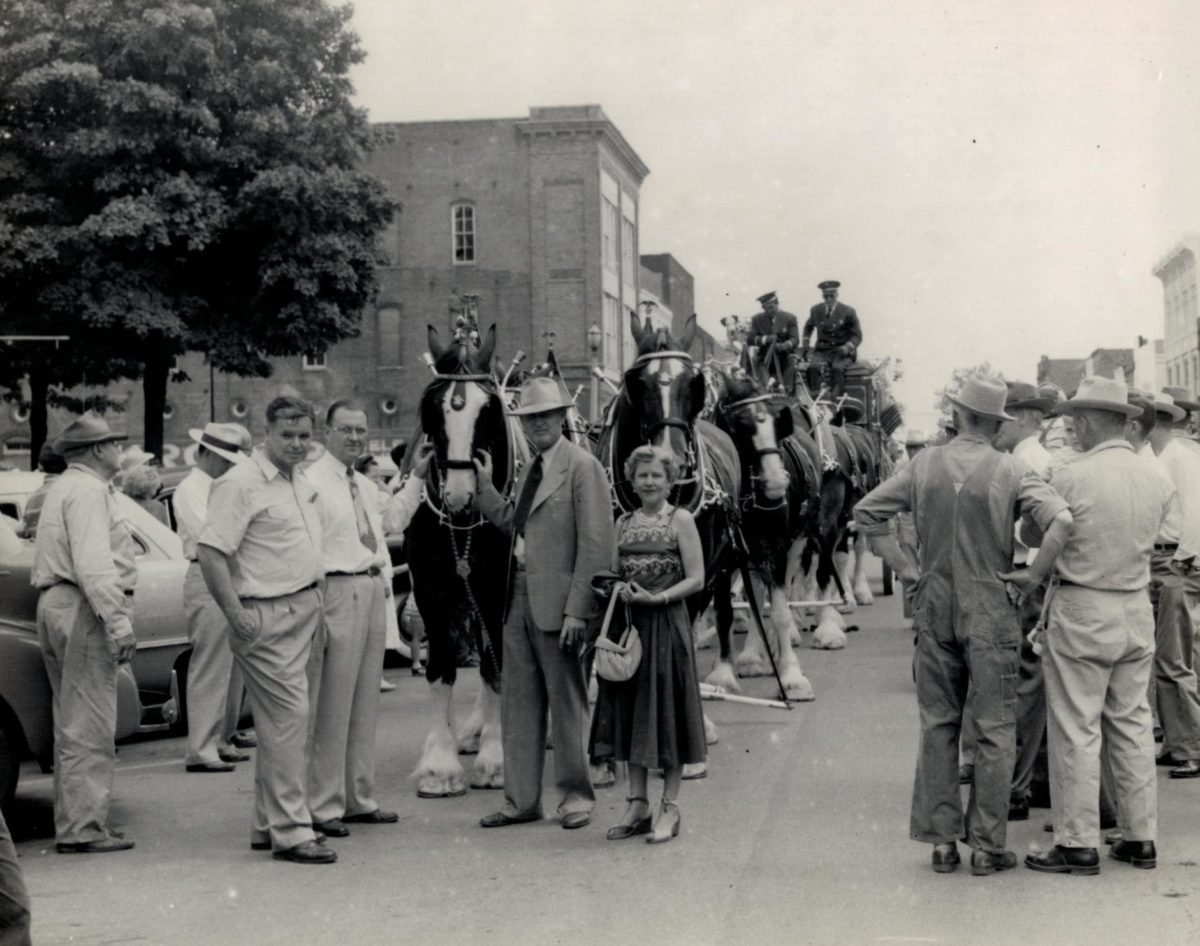 Our Careers | Carroll Distributing Company